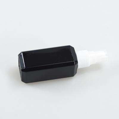 Cina Collare Materiale PET Bottiglia di plastica 1.7 oz Bottiglie di spray di alcol trasparente vuote in vendita