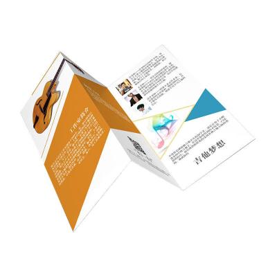 中国 三重フライヤの薄紙表紙の本の印刷のフル カラーの注文のサイズ 販売のため