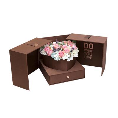 中国 中心が付いている大きい立方体の花のギフト用の箱は箱および引出し箱を形づける 販売のため
