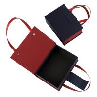 China Portable Magnetic Shoe Packaging Boxes Glossy Lamination for sale
