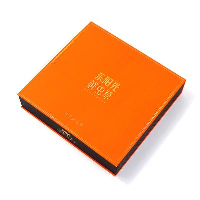 Cina Stampa su misura in foglio d'oro Arancione Nero Makeup per la bellezza Folding Magnetic Gift Box With Tray in vendita