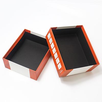 Cina Casella cosmetica per elettronica con rivestimento UV a colori di stampa CMYK o Panton personalizzata in vendita