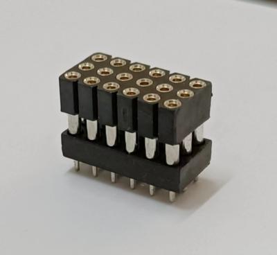 中国 Terastor Round hole socket/Female Header 2.54mm 3*6P Three rows of double plastic 販売のため