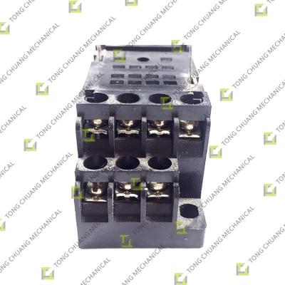 China Relais-sokketten, montagebases en eindblokken ontworpen voor HJ4-220/240V AHJ3148 Te koop