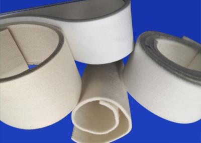 Cina Il metallo Aramid Nomex ha ritenuto il trasferimento di calore generale ricoprire 2800g-3800g/M2 in vendita