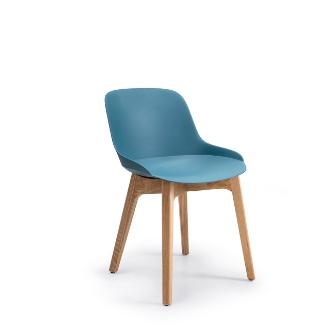 China Modern Armless Restaurant Chair PP Shell Solid Ash Wood Legs For Dining Cafe for sale