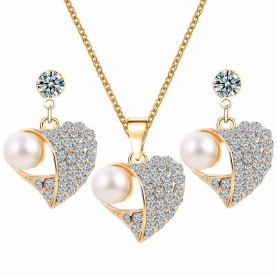 China Heart shape style gold plated crystal pendant necklace ,earrings jewelry sets for  bride for sale