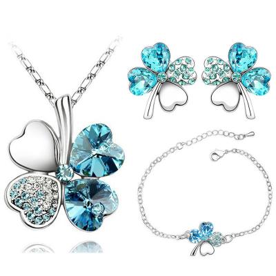 China Latest clover design mutil-color crystal pendant necklace,earrings,bracelets jewelry sets for gifts for sale