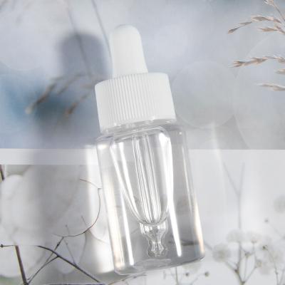 Cina Private Label Arbutin Whitening Moisturizer Brightening Skin Care Facial Serum Korea in vendita