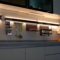 China Adjustable Brightness Battery-Powered Lights Cabinet Flashlight for Optimal Lighting Solutions for sale