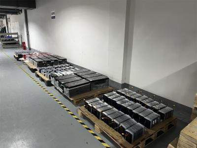 Cina Batteria di stoccaggio solare LiFePO4 12,8V 100Ah 1280Wh 25,6V 50Ah per camper caravan camper autocamper in vendita