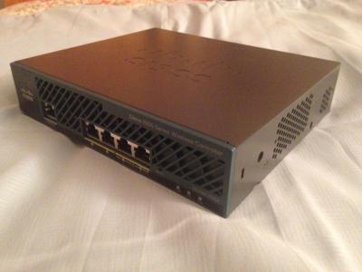 China Controlador wlan 80W AIR-CT2504-5-K9 de Cisco 2504 genuínos do router da rede de Cisco à venda
