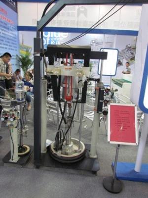 China Silicone  Extruder Machine for Insulating Glass Units Second Sealing for sale