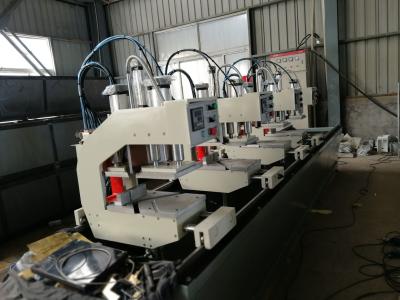 Cina Doppia macchina capa della finestra del vinile, finestra di UPVC che fa su ordine a macchina in vendita