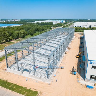 China Customized PEB Steel Structure Industrial Hall Steel Structure Foam Plant for sale