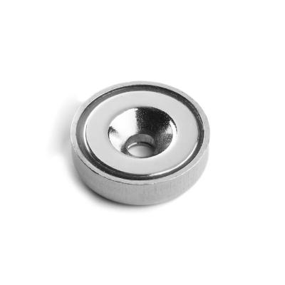 Cina Magnete Super Power da 25 mm con buco anti-affondamento Resistenza circa 19 kg Buco d1 5,5 mm in vendita