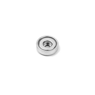 Cina Magnete a pentola NdFeB D16MM /- 0 Tolleranza Rivestimento Ni-Cu-Ni nichelato in vendita