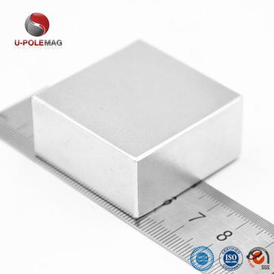 Cina Blocco di magnete quadrato di neodimio sinterizzato ad alto flusso magnetico in grado personalizzato N35-N52 in vendita