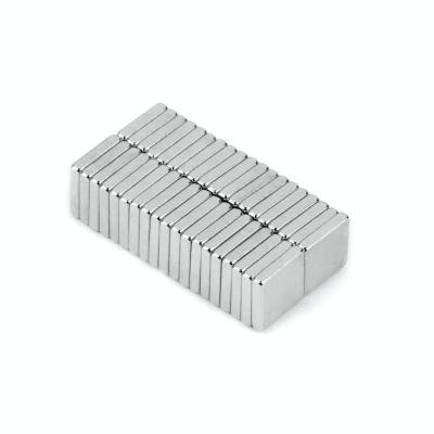 Cina Super forte permanente NdFeB N52 blocchi magnetici Magnete Neodimio Dimensioni personalizzate in vendita