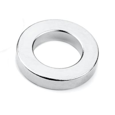 Cina N52 Magnete ad anello di neodimio forte con opzioni di rivestimento personalizzate da Golden in vendita