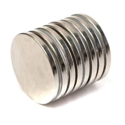 Cina 6Magnete di neodimio a disco rotondo superforte di grado NdFeB per esperimenti scientifici in vendita