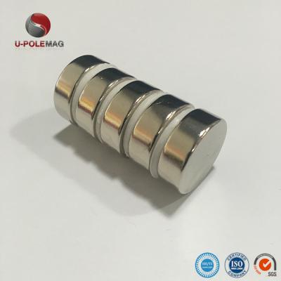 Cina 5000 Gauss Magnete a disco di neodimio Temperatura massima di lavoro 80 Centigradi Tolleranza ±1% in vendita