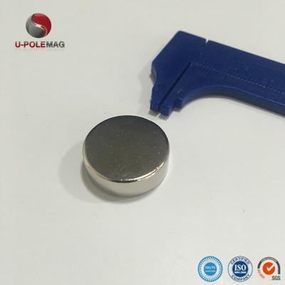 Cina 5000 Gauss Magnete a disco di neodimio Temperatura massima di lavoro 80 Centigradi Tolleranza ±1% in vendita