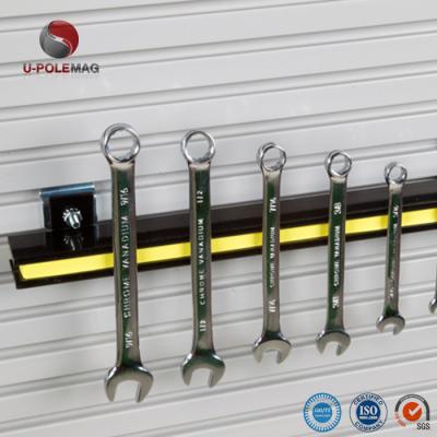Cina Magnetic tool rack for tools Magnete ferrite composito e tempo di campionamento accelerato in vendita