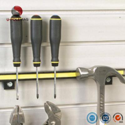 Cina Magnetic tool rack for tools Magnete ferrite composito e tempo di campionamento accelerato in vendita