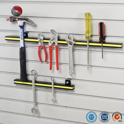 Cina Magnetic tool rack for tools Magnete ferrite composito e tempo di campionamento accelerato in vendita