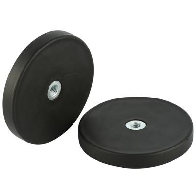Cina Magnete rotondo di neodimio D22x6mm con M4 Flat Female Thread Gripper and Rubber Surface in vendita
