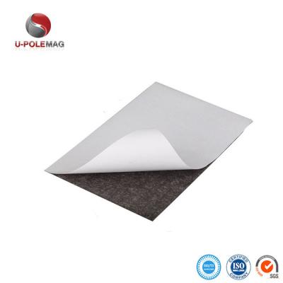 Cina Fogli magnetici di gomma a magnete morbido personalizzati con resistenza adesiva in vendita