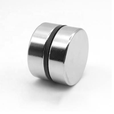 中国 強力な稀土 NdFeb磁石 常 N52 軸型円形ネオジウム磁石 D30x10mm 販売のため
