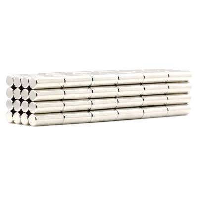 Cina Magnete a cilindro magnetizzato diametralmente con rivestimento in NiCuNi o Zn e tolleranza ± 1% in vendita