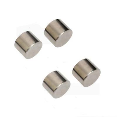 Cina Temperatura di lavoro massima 80 Centigrade NdFeB Magnet N52 30x30 per efficienza e durata in vendita