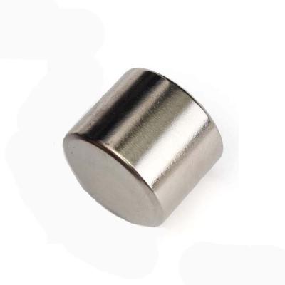 Cina Temperatura di lavoro massima 80 Centigrade NdFeB Magnet N52 30x30 per efficienza e durata in vendita