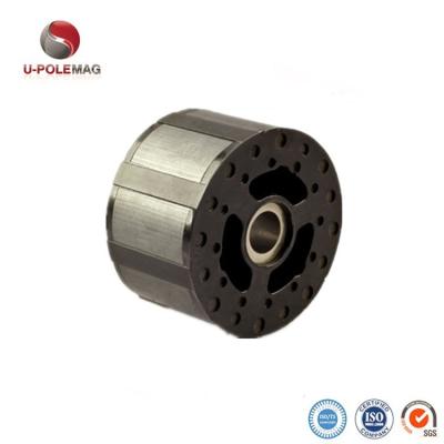 Cina Magnete per piastrelle in arco ceramico di ferrite personalizzato con ventilatore di condizionamento d'aria in vendita