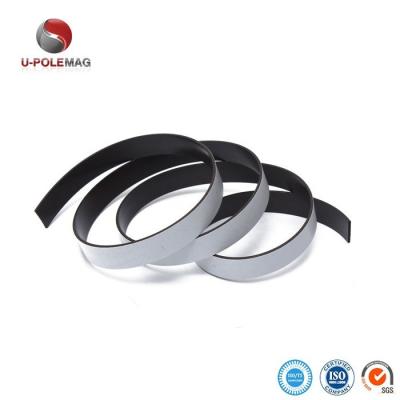 Cina Nastro magnetico di gomma autoadesivo per attacco di nastro magnetico flessibile personalizzato in vendita