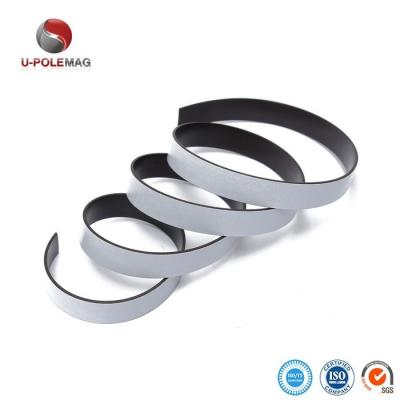 Cina Nastro magnetico di gomma autoadesivo per attacco di nastro magnetico flessibile personalizzato in vendita