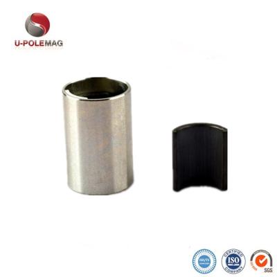 Cina Magneti ceramici a arco di ferrite a prezzi accessibili e durevoli per applicazioni motrici in vendita
