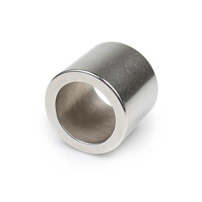 Cina Magneti ad anello diametralmente magnetizzati compositi ad alta resistenza di magnetizzazione in vendita