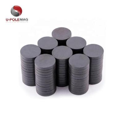 Cina Y30 Magnete ferrite ceramico a disco rotondo a temperatura di funzionamento massima 1-40-250 °C in vendita