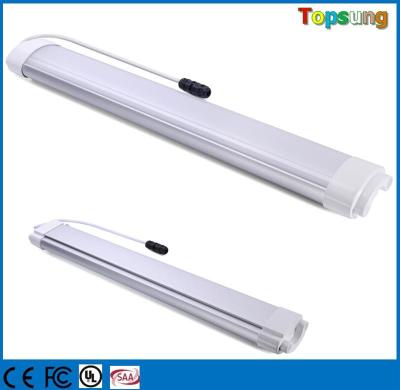 China 5 voet 150 cm geleid lineair licht Tri-proof 2835smd met CE ROHS SAA goedkeuring Te koop
