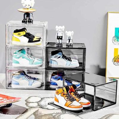 Cina Esposizione accatastabile di plastica acrilica trasparente di Front Clear Shoe Box For di goccia in vendita