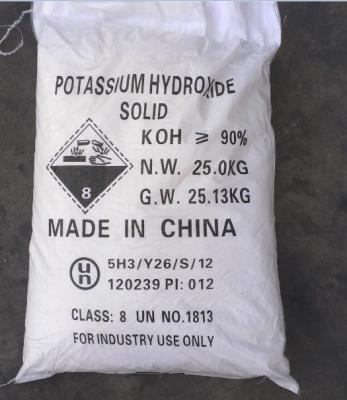 中国 Potassium Hydroxide Caustic Potash KOH 90% min Powder Flakes Liquid for Mining Chemicals 販売のため