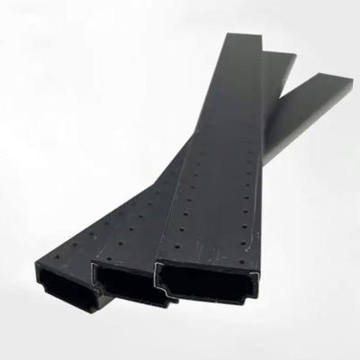 Cina Facile applicazione vetro isolante spaziatore di bordo caldo per accessori per finestre in PVC 2024 in vendita