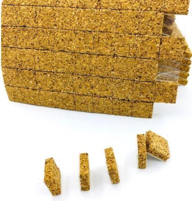 Cina Basso Garantito 4,0 mm*15*15 18*18 Coppa isolante di schiuma Pad di sughero e duraturo Garantito in vendita