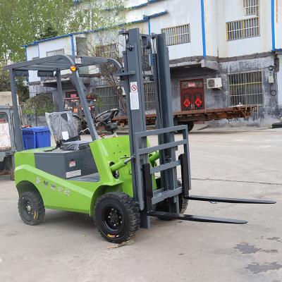 China Elektrische vorkheftruck 4 wielen ac aangedreven batterijbesturing 1,5 ton Voor voedselwinkel Hoge capaciteit elektrische vorkheftruck Te koop