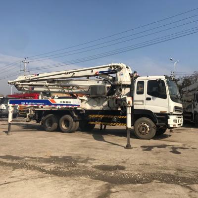 Cina ZOOMLION camion ISUZU Chassis Refurbished del cemento utilizzato 37 metri in vendita