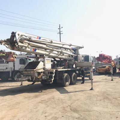 Cina ZOOMLION camion ISUZU Chassis Refurbished del cemento utilizzato 37 metri in vendita